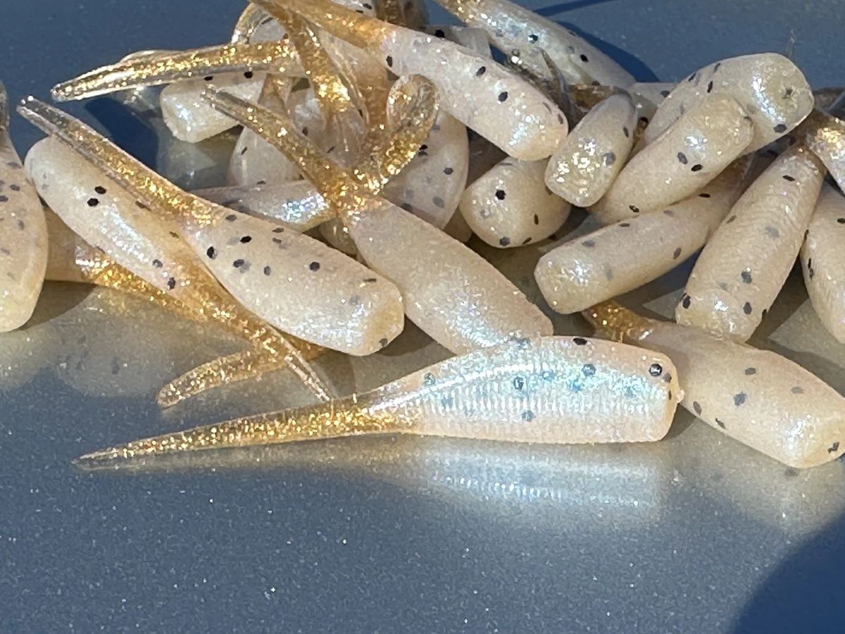 2" Crappie Slayer Monkey Milk/Gold Tail